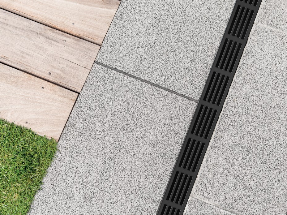 3 Slimline Watergoten + toebehoren: Slimline Watergoot Zwart 100x10x6cm